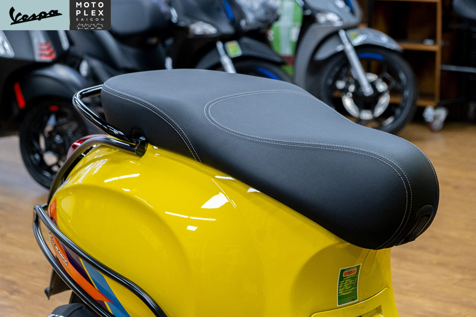 Yên thấp Sprint/Primavera - Motoplex Sài Gòn